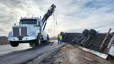 24hr Heavy Recovery Parker | Truck Accident Recovery I-10, I-40, AZ-95